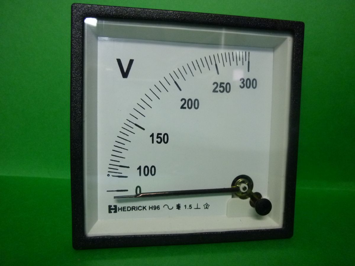 EPCSA | Voltímetro analógico SIEMENS | CONTROL ELECTRICO